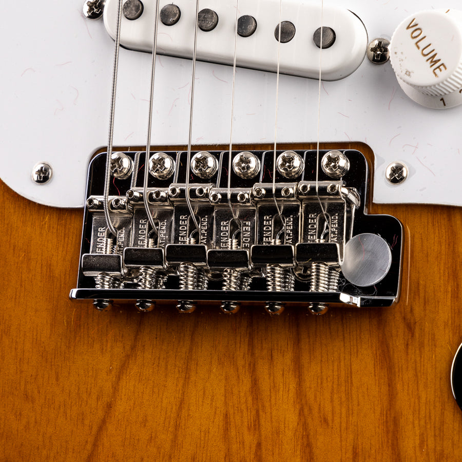 Fender 70th Anniversary American Vintage II 1954 Stratocaster - 2-Colo ...