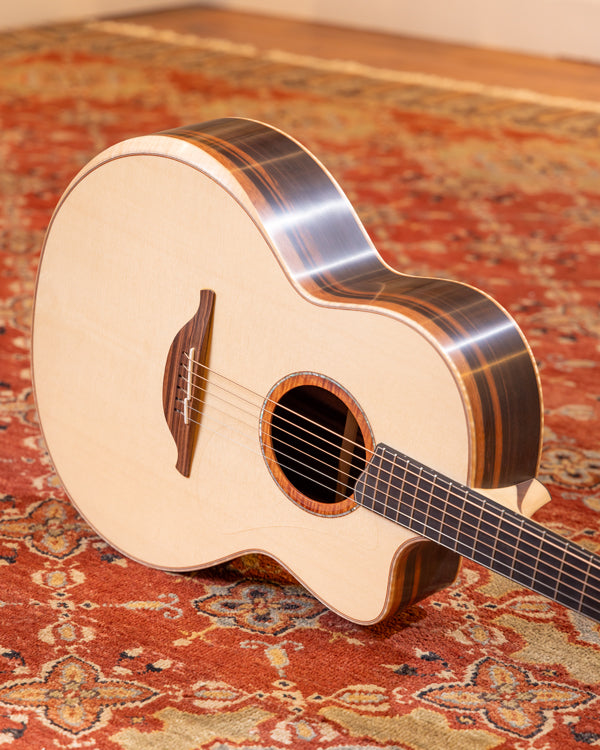 Lark Guitars | Boutique Guitar Shop