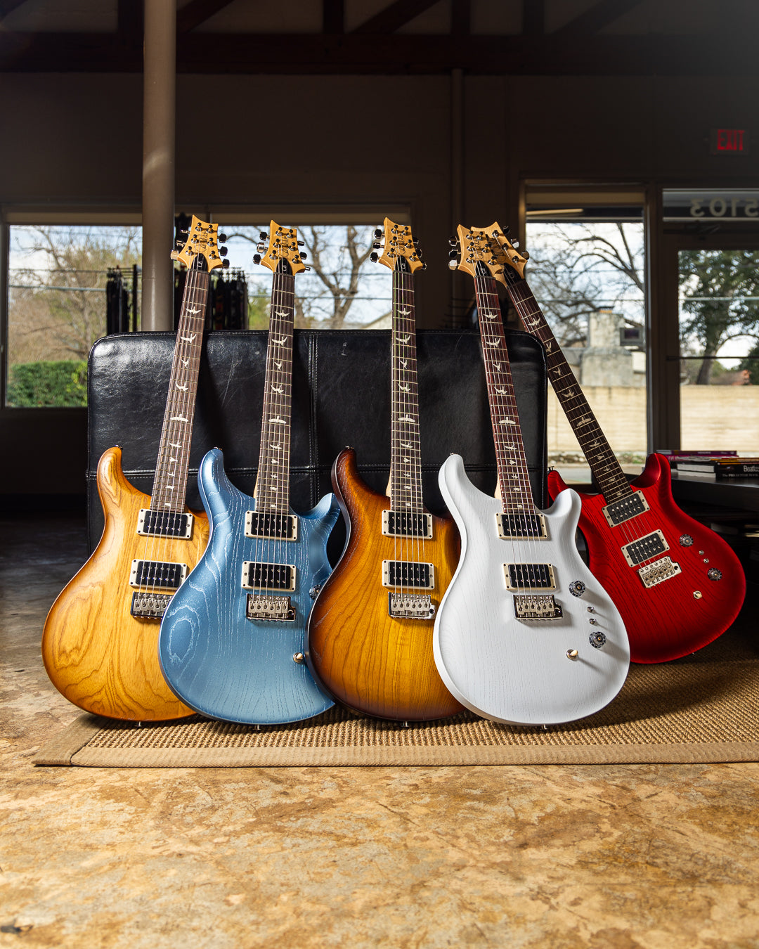 Lark Guitars | Boutique Guitar Shop